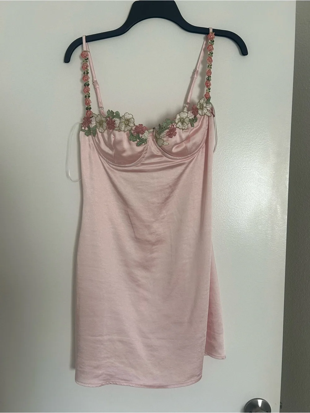 Princess Polly | Dresses | Princess Polly Pink Floral Applique Slip ...